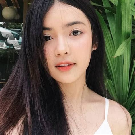 Chat With Blossom Pinay Girl Nsfw Enjoy Free Unrestricted Ai Character Roleplay No Filter