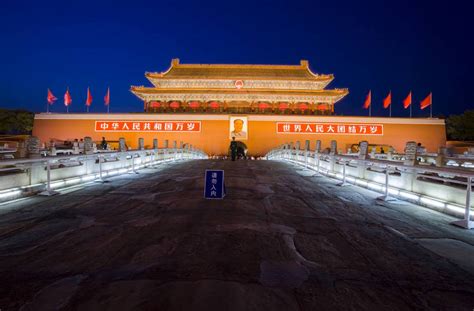 天安门 横图 彩色 室外 旅游 建筑 夜景 北京 中国 亚洲 桥 灯光 首都 建筑物 灯 闪耀 摄影 战士 中国文化 东亚 中华人民共和国 北京市 京 北平 华北地区 西城区 夜 彩图 旅行