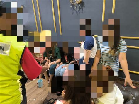 Johor Immigration Dept Nabs 24 Foreign Migrant Women In Massage Centre