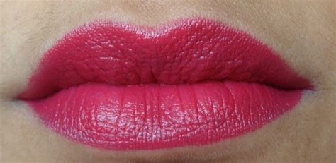 10 Best Fall Winter Lipsticks For Fair To Dark Indian Skin Tones