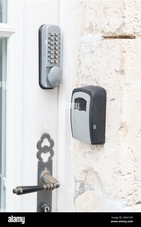 Number Lock Electric Hi Res Stock Photography And Images Alamy