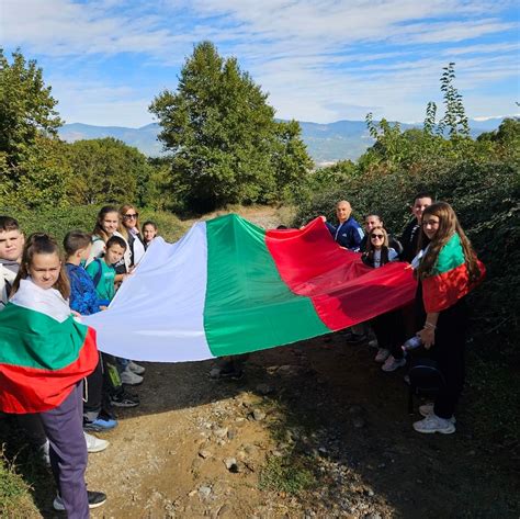 ОбУ „Св Паисий Хилендарски“ с Долно Осеново обявява план прием за 8 клас с профил „Софтуерни