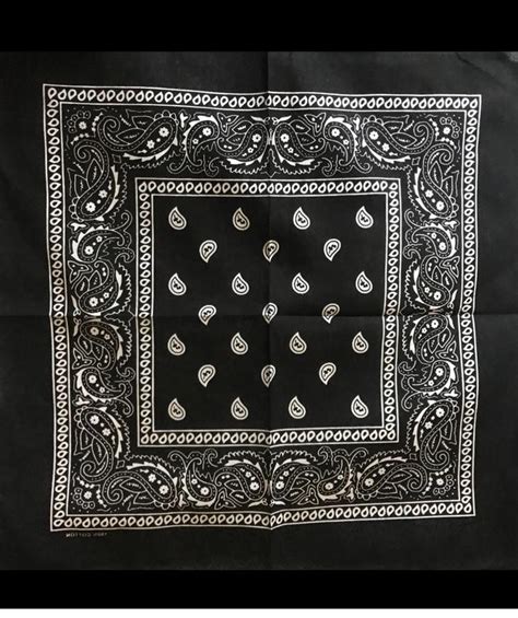 Бандана чорна — ціна 65 грн у каталозі Бандани Купити аксесуари за доступною ціною на Шафі