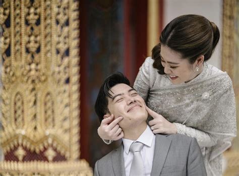 “จินนี่ จุฑาภัค” ลูกสาว “ใหญ่ ฝันดี” เข้าพิธีแต่งงานเรียบง่ายที่วัดราชบพิธ