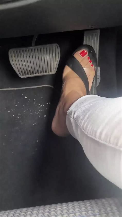 Driving My Car Pedal Pumping Amateur Amateur Porn Feat Mistress Jessy By Faphouse Xhamster