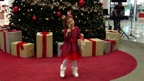 СВЕТЛОЗАРА МИНЧЕВА 5г Дядо Коледа не спал Cover Youtube