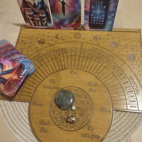 Engraved Wooden Dowsing Board Divination Pendulum Bovis Scale