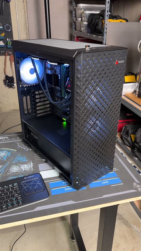 Jeff Geerling On Twitter This Is The Fastest Arm Desktop PC In The World And I M Installing