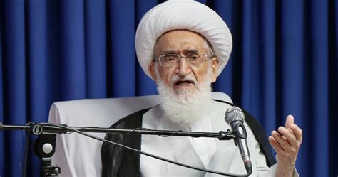 نوری همدانی، مرجع تقلید بارها تذکر دادیم که نگرانی متدینین درخصوص حجاب باید برطرف شود ایران