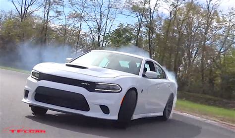 2015 Dodge Charger Hellcat Drifting [video Sneak Peek] Tflcar