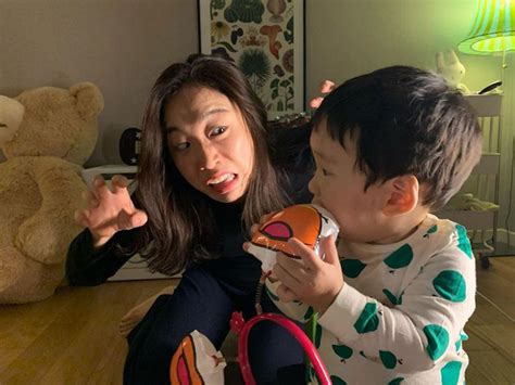 The Greatest Mom Ever Shows How Shes Living Her Secret Personal Life