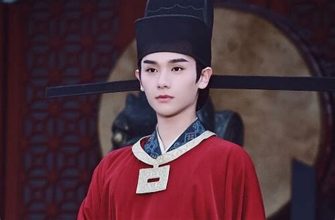 ‘นาย Into1 หนุ่มไทย สวมบท องค์ชาย7 ในชุดจีนพีเรียด หล่อโดดเด่นจนละสายตาไม่ได้ Woopmag Com