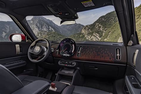 2025 Mini Countryman Jcw Unveiled Us Spec Is More Powerful Than Its