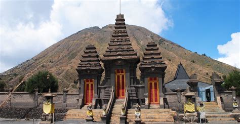 Sejarah Suku Tengger Bromo Jawa Timur Era Madani