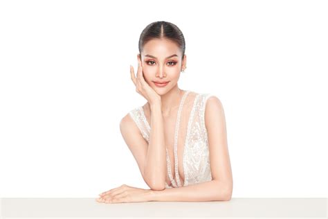 “อิงฟ้า” ตำนานห้างแตก คว้าพรีเซนเตอร์เงินล้าน โทนอัพอิงฟ้า พร้อมเซอร์ไพรส์จุกๆ “ชาล็อต เต้ย พงศกร”