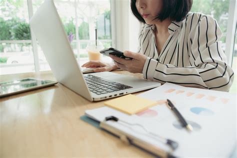 Industrial Advertising With Examples