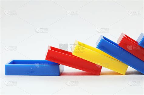 多米诺骨牌的概念