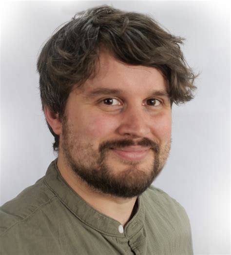 Simply Brands Introduces Tom Kay — Your Source For Automotive Aftermarket News