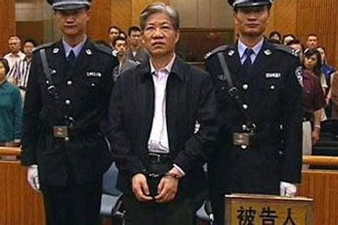 神药莎普爱思虚假宣传遭炮轰，牵扯原药监局长郑筱萸愈加扑朔迷离