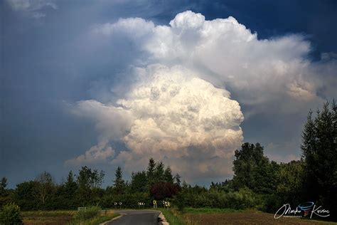 Types Of Convective Clouds From Fair Weather Clouds To Thunderstorms
