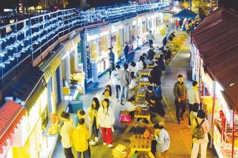 南宁：多措并举“添柴” 催热城市“夜经济”西乡塘区服务夜市