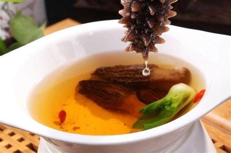 羊肚菌同什么煲汤最好 羊肚菌炖汤最佳做法