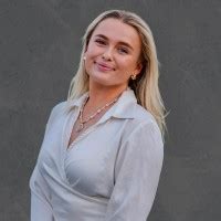 Zoe Grace Email And Phone Number Hj Recruitment Managing Partner