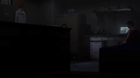 Ada Wong Gets Trapped