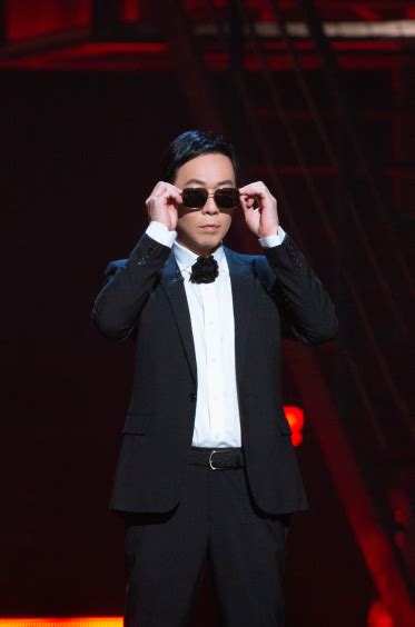 《披荆斩棘的哥哥》张晋言承旭穿机长制服赵文卓古琴首秀 360娱乐，你开心就好