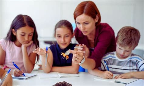 What Does A Teaching Assistant Do A Real Look At Their Day