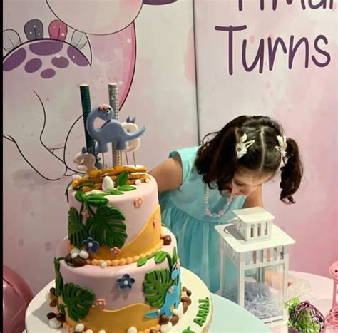 Aiman And Muneeb Celebrate Rd Birthday Of Amal Muneeb Reviewit Pk