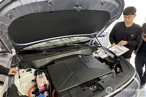 개발자가 말하는 코나 일렉트릭 공간 확장 비밀 포인트 배터리팩 높이 조절 다나와 자동차