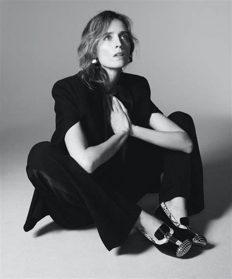 Guinevere Debra E Delfine Usam Estilos Rebeldes No Wsj Magazine Ufw Ano Vi