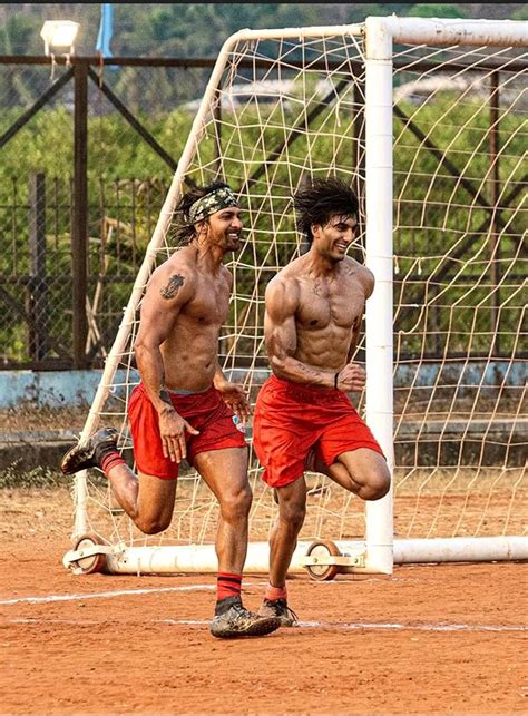 دانلود فیلم هندی اکشن برادران میراندا با دوبله فارسی The Miranda