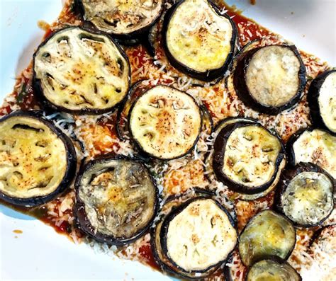 Μελιτζάνες στο φούρνο με τυριά χωρίς τηγάνισμα