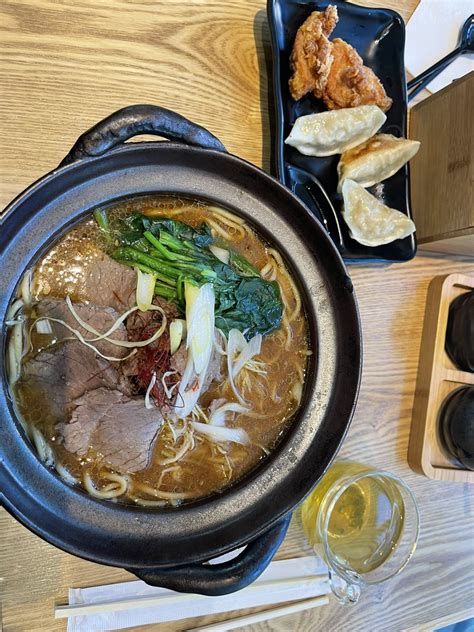 𝓣𝓼 𝓑𝓪𝓽 𝓔𝓻𝓭𝓮𝓷𝓮 🕉 On Twitter Rt Laperleperle Шангрилагийн зүүн талын өндөр байшинд байдаг Япон