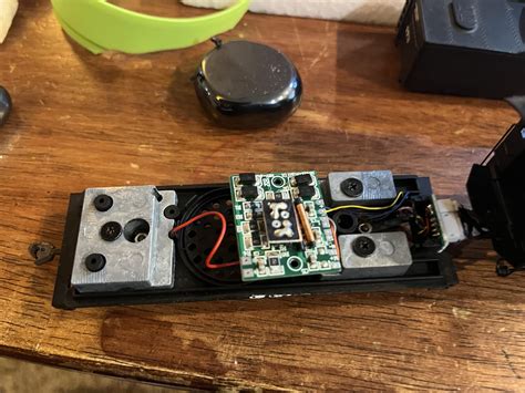 Is This A Dcc Decoder I Havent Seen One Before And The Box Doesnt