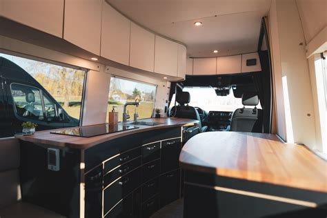 Cosyroad 170 — Coastline Vans