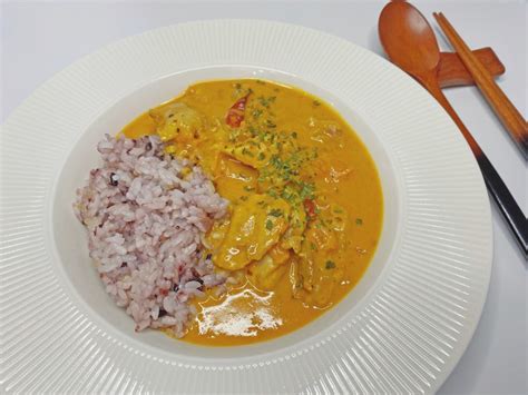 코코넛 밀크 치킨 카레 이색적인 코코넛 치킨 커리 만드는 법