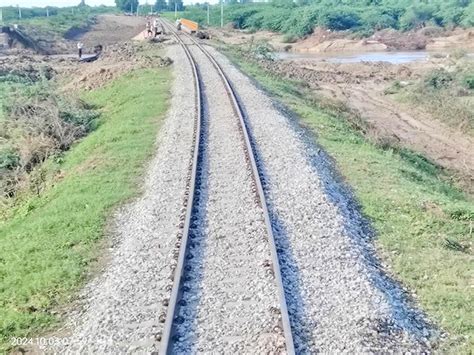 ရေကြီးရေလျှံမှုများကြောင့် ရန်ကုန် မန္တလေး လမ်းပိုင်းအတွင်းရှိ ရထားလမ်းနှင့် တံတားများ ထိခိုက်ပ