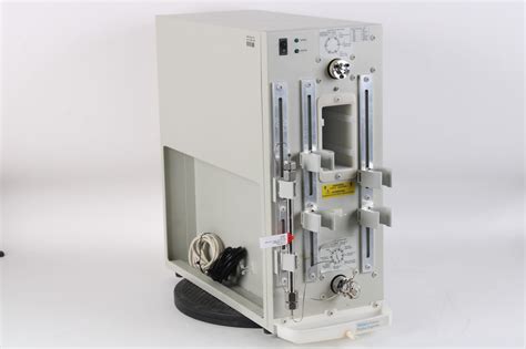 Waters 186003100 Apc Hplc Column Fluidics Organizer With Accessories