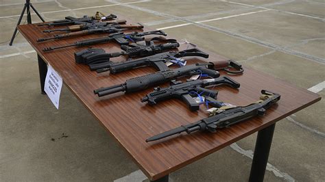 33 Fotos Del Impactante Arsenal De Guerra Secuestrado A La Banda