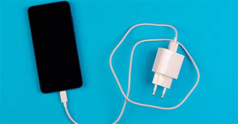 Penyebab Charger Hp Cepat Rusak Blibli Friends