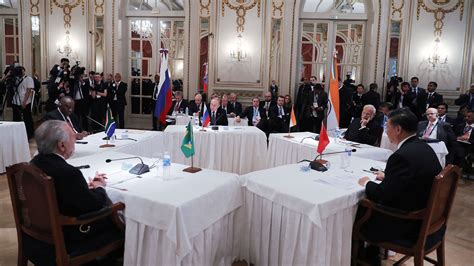 Los Países Miembros Del Grupo Brics Realizaron Una Cumbre Paralela Al