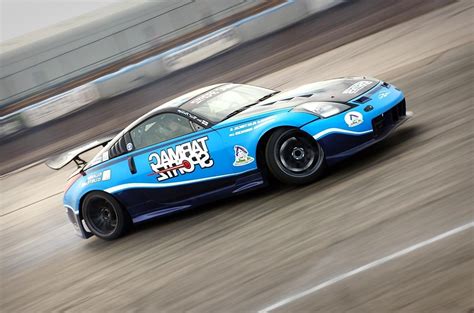 무료 사진 자동차 자동차 드라이브 속도 레이스 차량 교통 자동차