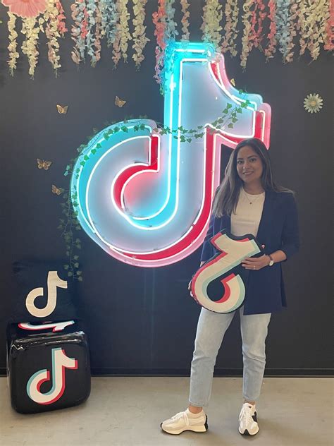 Kainat Iqbal On Linkedin Had The Unique Opportunity Of Hosting Tiktoks First Ever Event In The…