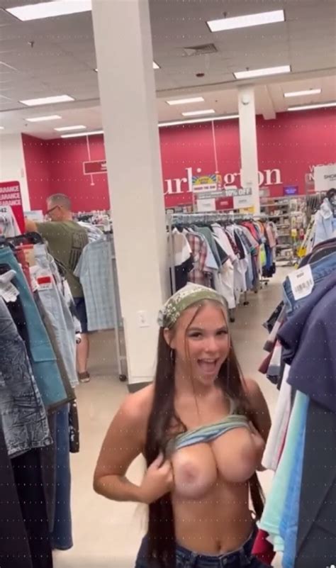 Do Anyone Know Who She Is I Just Saw This Video On Fb NameThatPorn Com