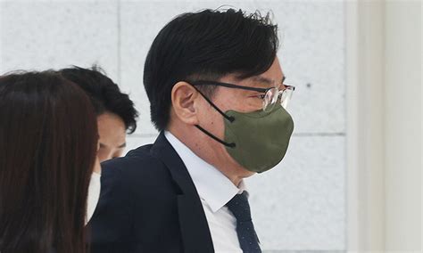 쌍방울 대북송금 입장 바꾼 이화영…부인 남편 고립된 채 심리적 압박 세계일보