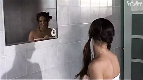 자지를 빨고 핑거링하는 핫한 밀프 xHamster