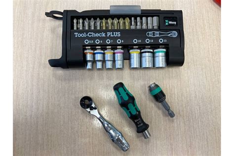 Набор инструментов Wera, с трещоткой, битами, головками и ручкой ...